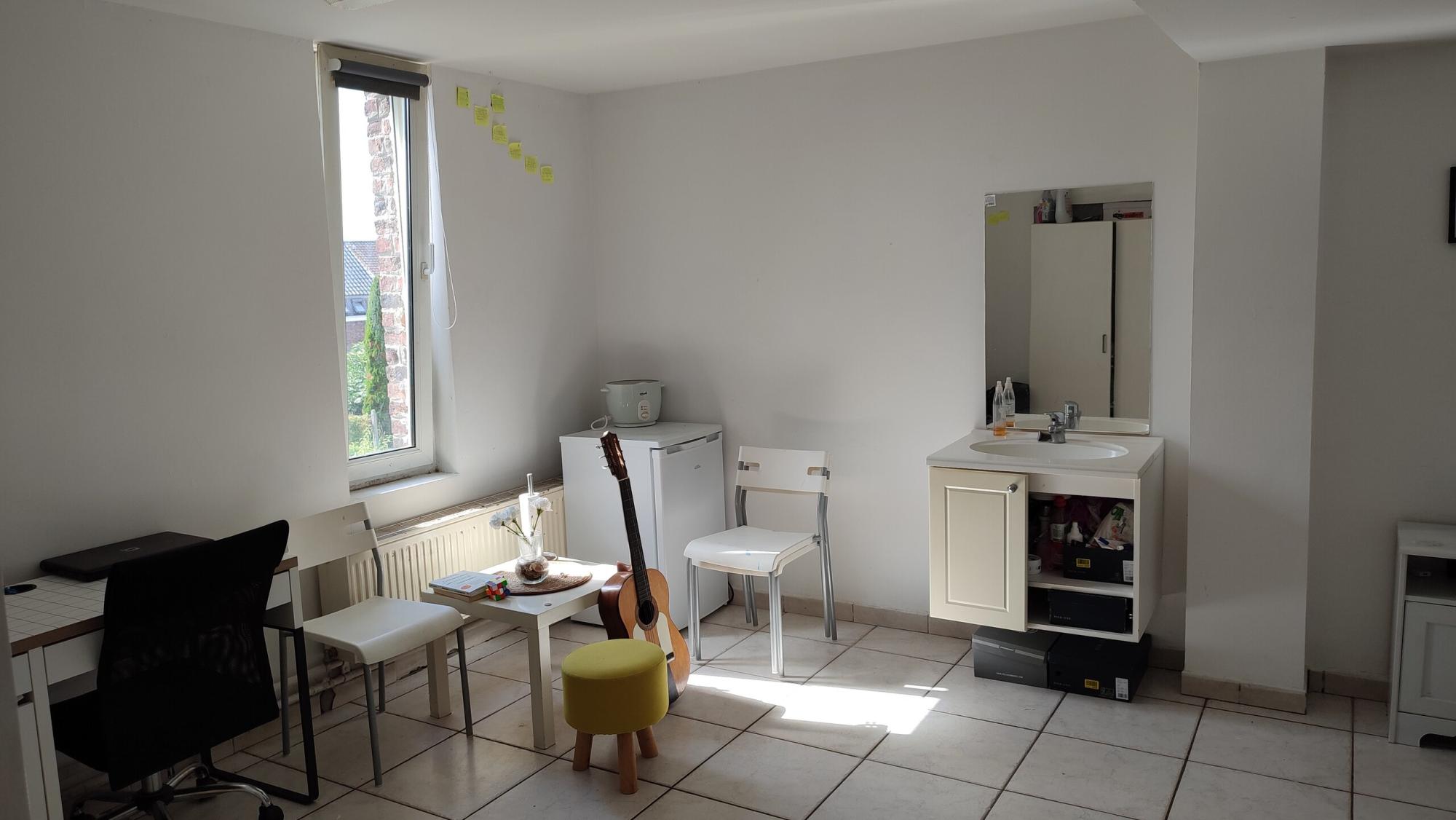 Kot 17 m² Rue de Nicoles à Hornu