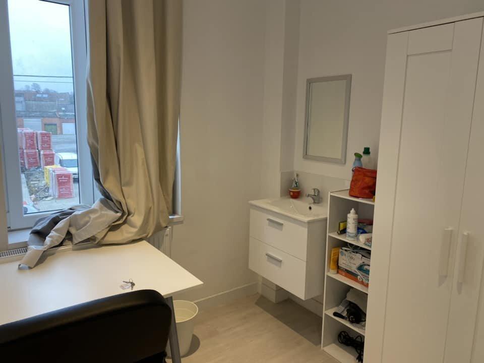 Kot 13 m² Chaussée de Bruxelles à Mons